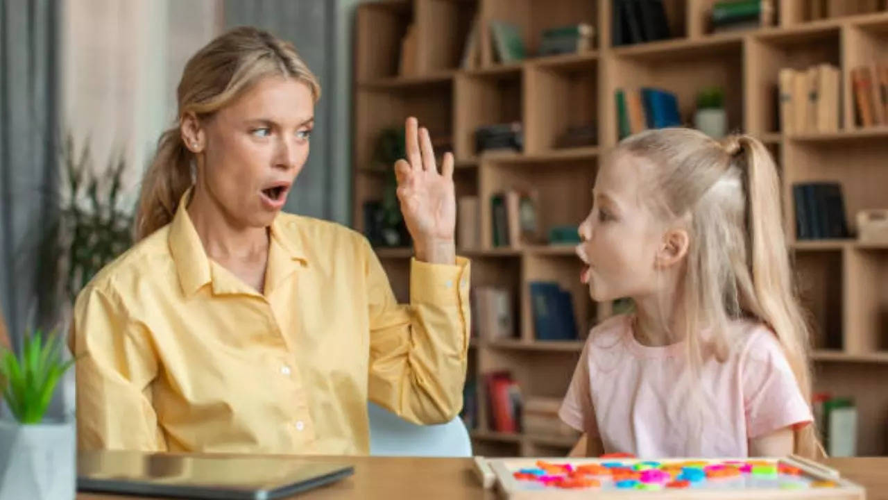 Parents, Take Note! Learning A Second Language Could Help Kids With Autism!