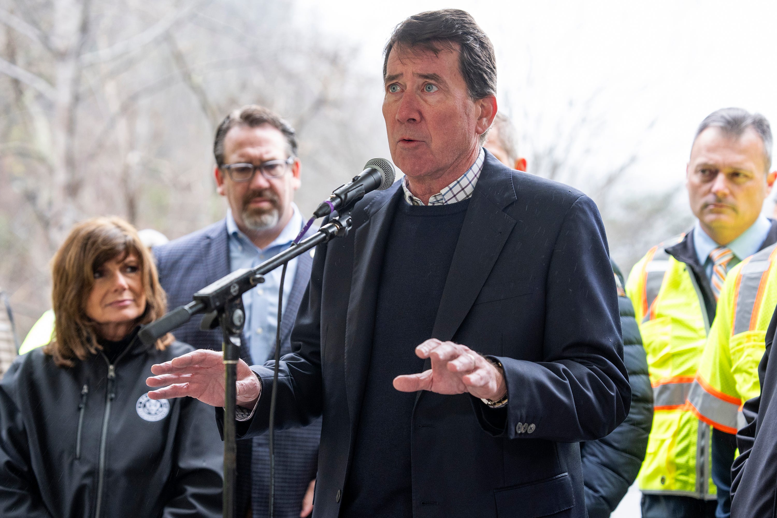 U.S. Sen. Bill Hagerty will seek reelection, quashing talk of a run for ...