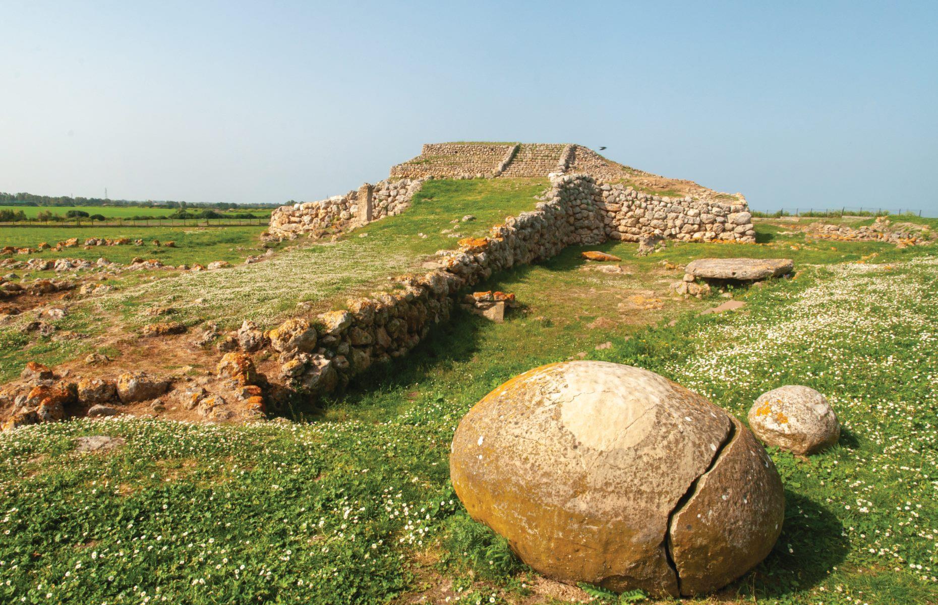 30 ancient wonders of the past you can still visit