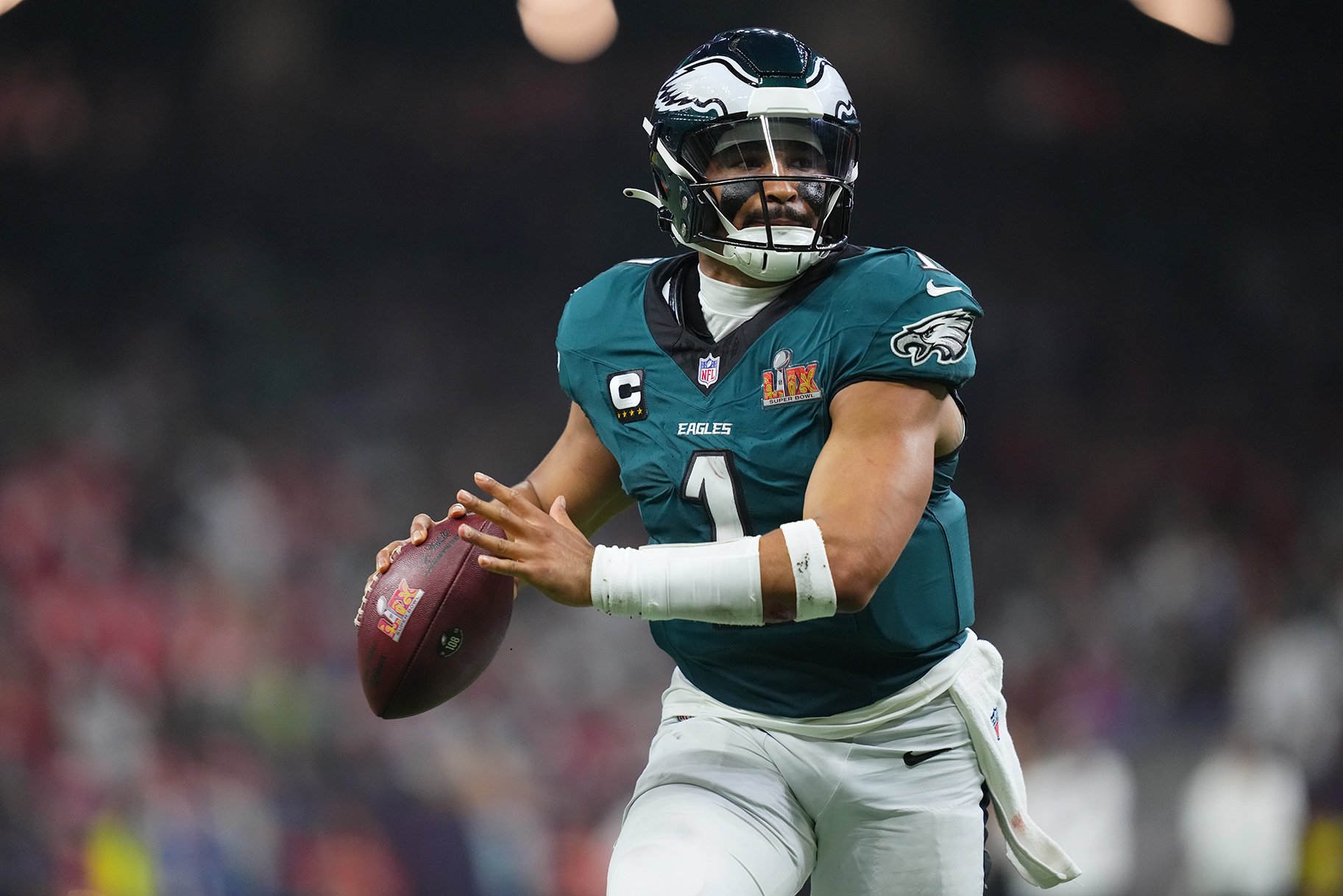 Which NFL games are on Sunday Night Football in 2025-2026? Full ...