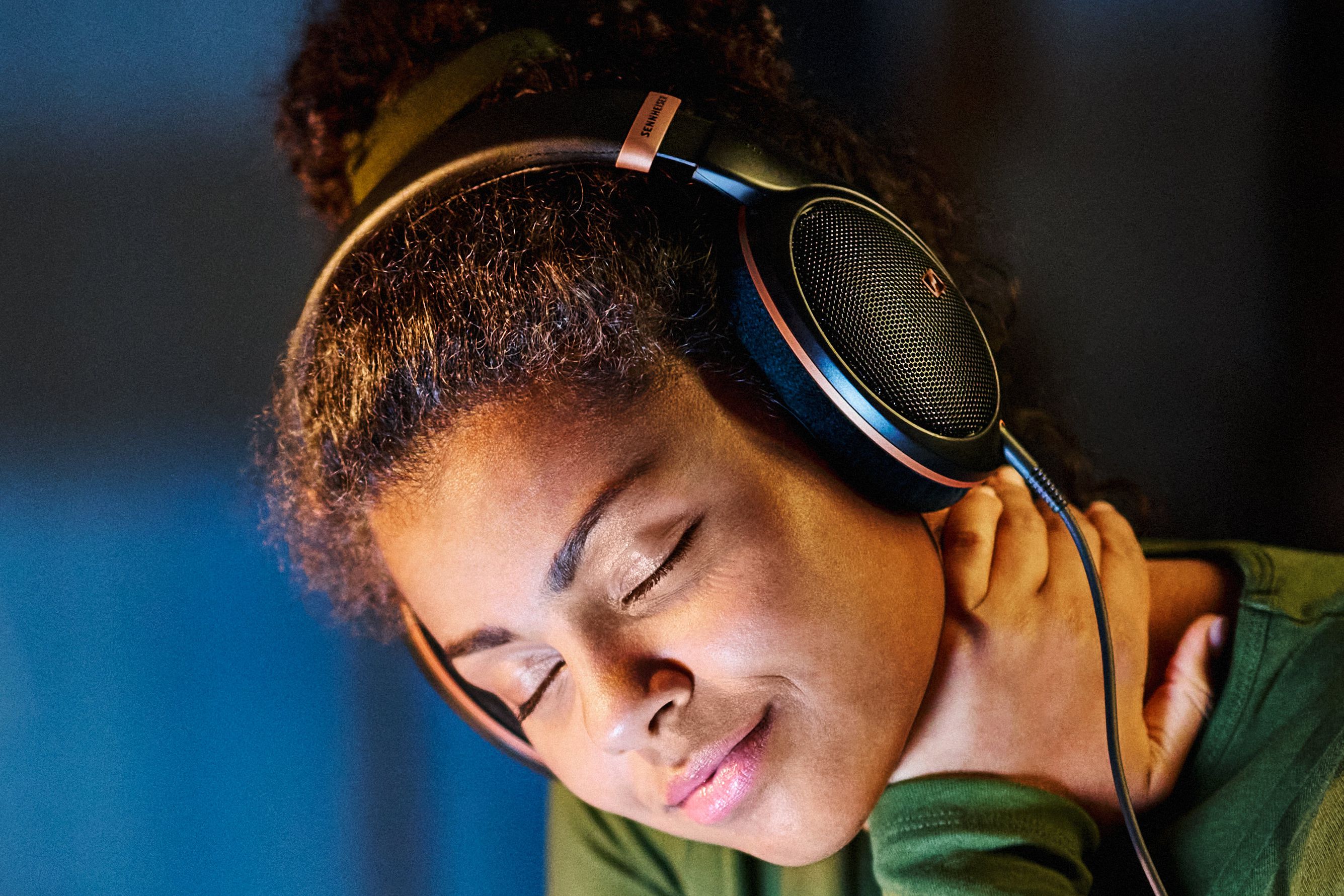 Sennheiser HD 505 add a touch of copper and greater comfort to open ...