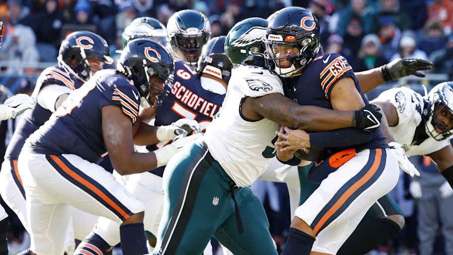 Could Bears have been the Eagles simply by keeping Justin Fields?