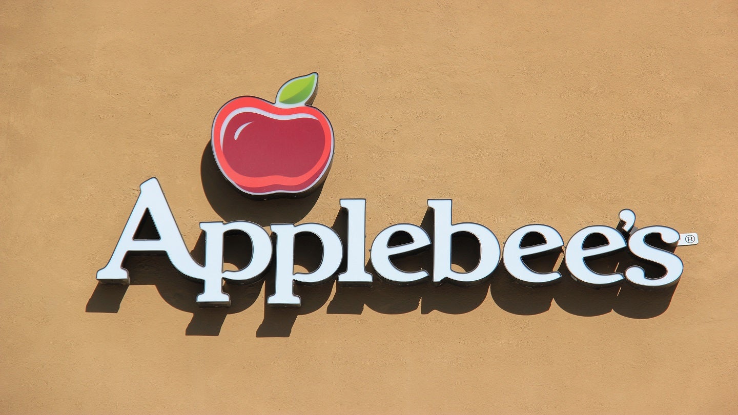 Applebee’s announces new deals for Valentine’s 2024 weekend