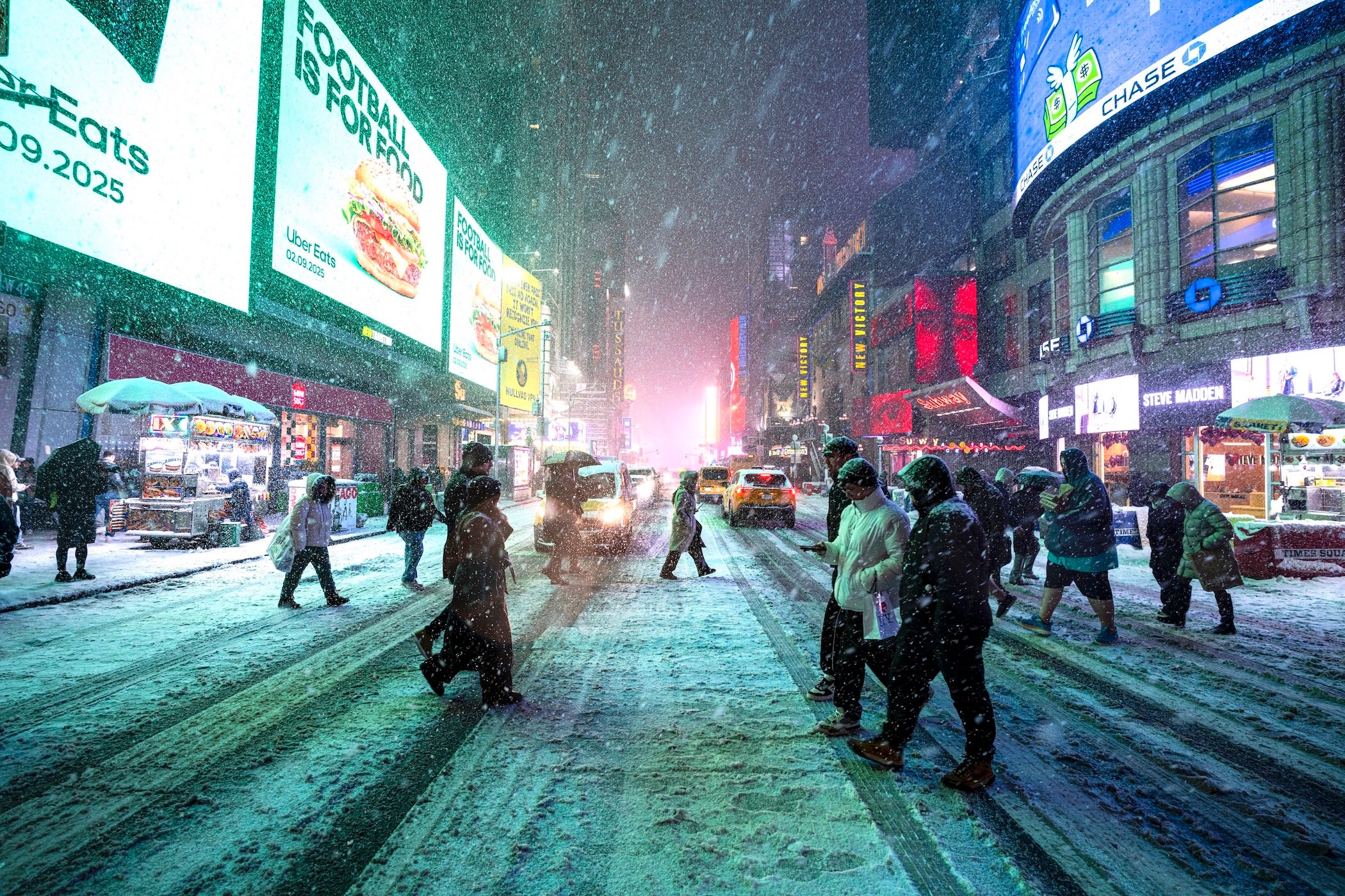 TRIPLE THREAT: 3 winter storms to hammer NYC this week; 2-4 inches ...