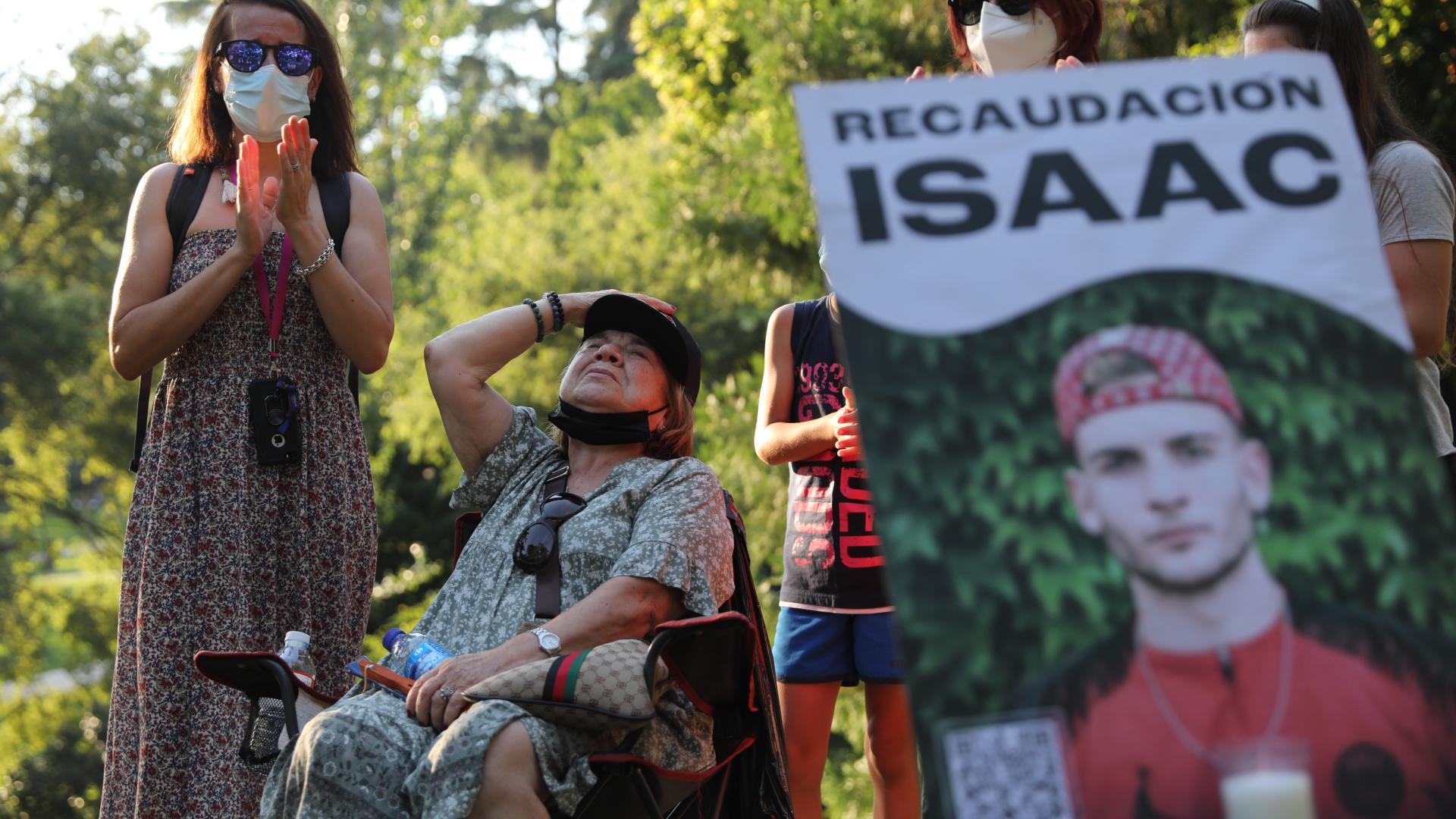 Un juez concede la semilibertad al más joven de los asesinos del rapero ...