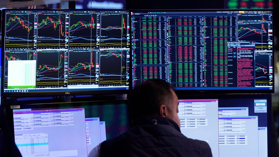 Wall Street today: US stocks edge higher as Trump's tariffs lift ...