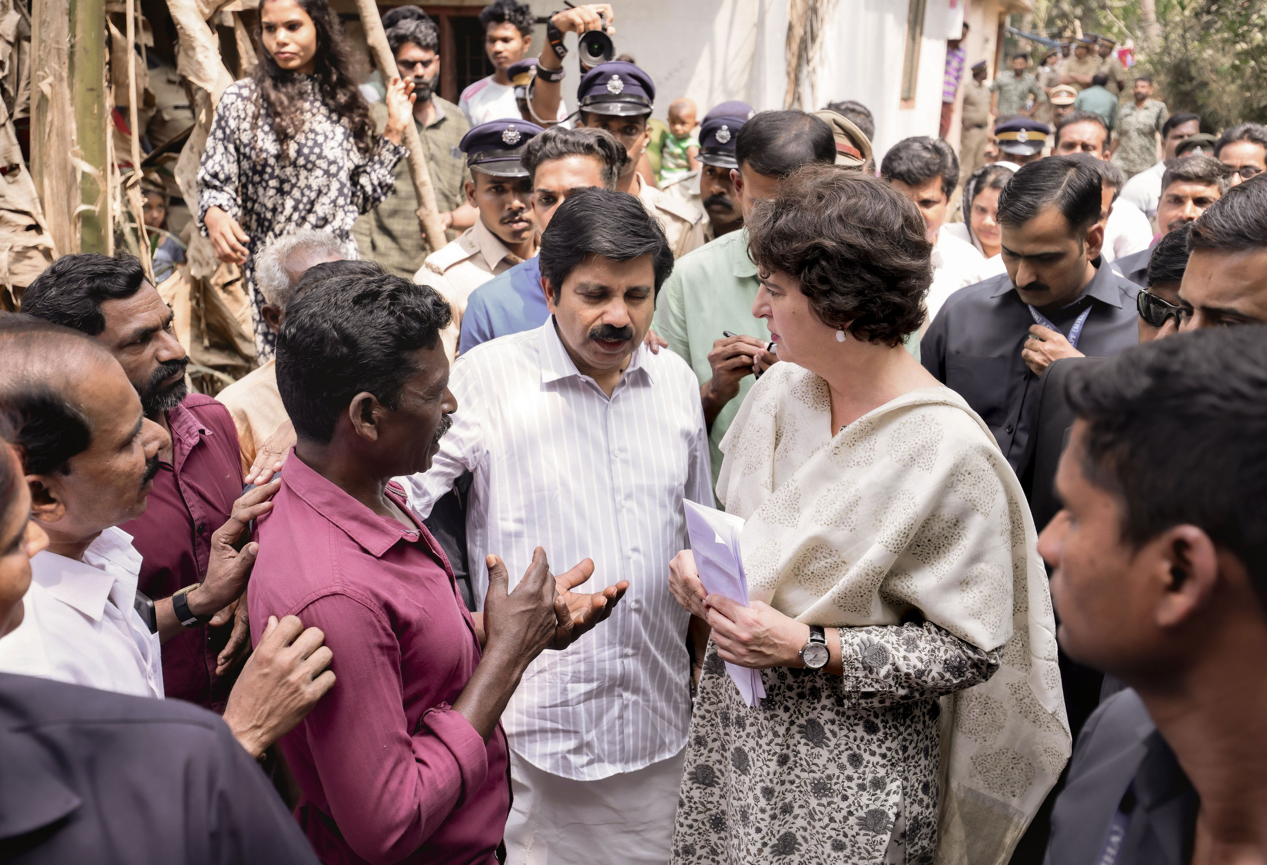 Human-animal conflicts: Priyanka assures full support to address ...