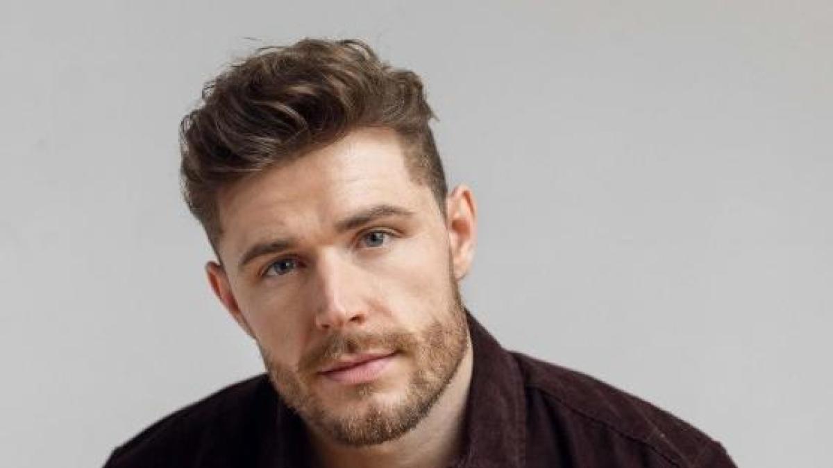 Hallan sin vida y en extrañas circunstancias a los padres del actor ...