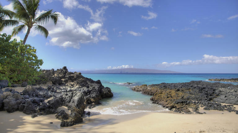 The Uncrowded Maui Beach Known As 'Secret Cove' Is A Breathtaking Hidden Hawaiian Paradise