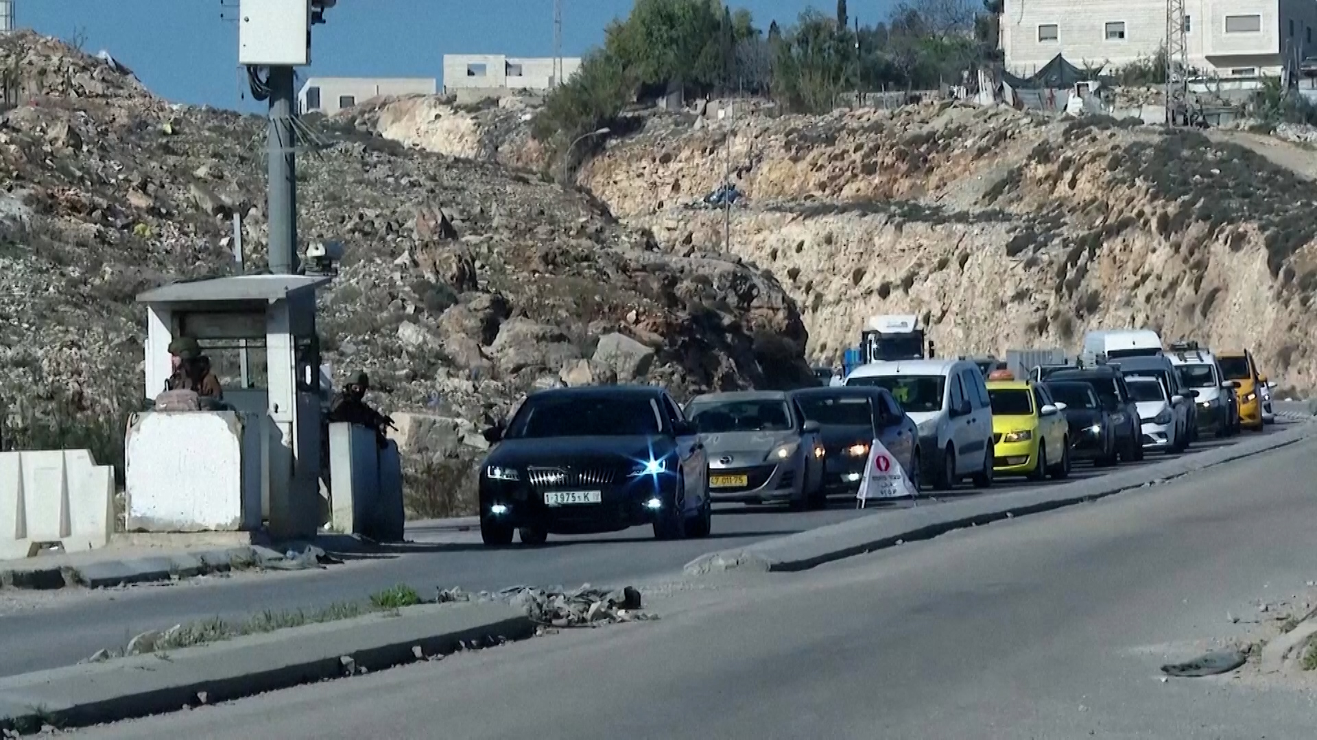 Palestinians Face Long Queues At Israeli Checkpoints In West Bank