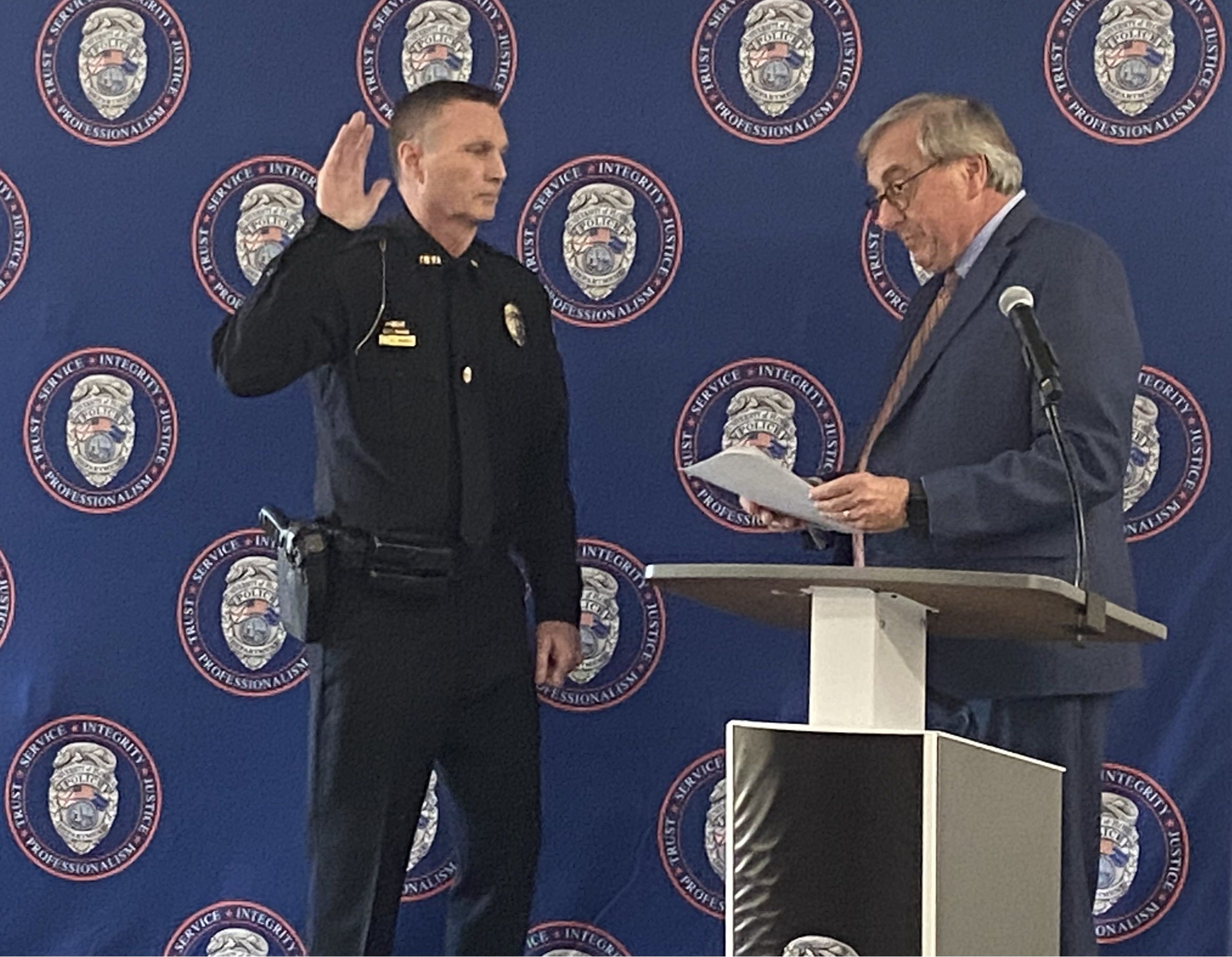 Knowles sworn in as chief of University of Florida Police Department