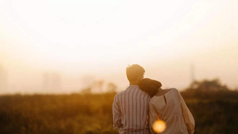 Promise Day: 9 heartfelt promises couples should make
