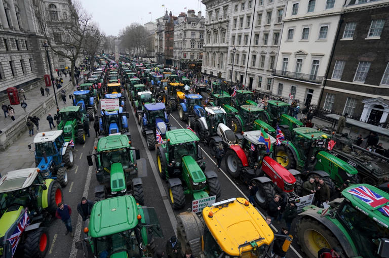 Major London roads gridlocked during farmers' protest outside Parliament