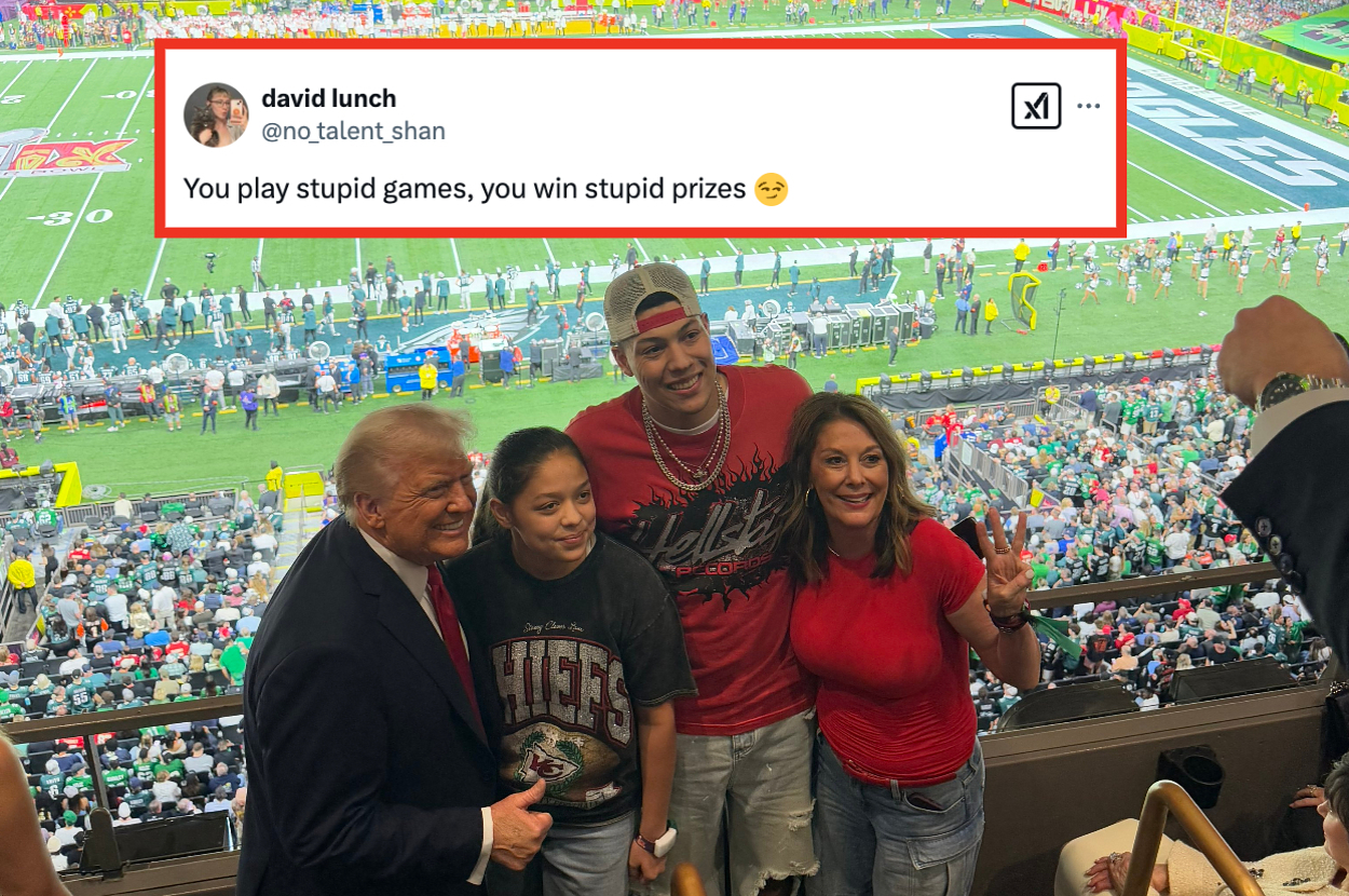 Here's Why People Are Saying This Donald Trump Super Bowl Picture Is Cursed