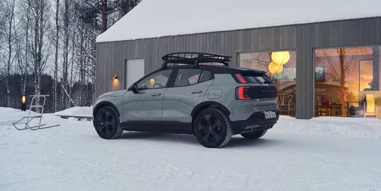 Volvo EX30 Cross Country Gives Electric SUV an Arctic Flavor