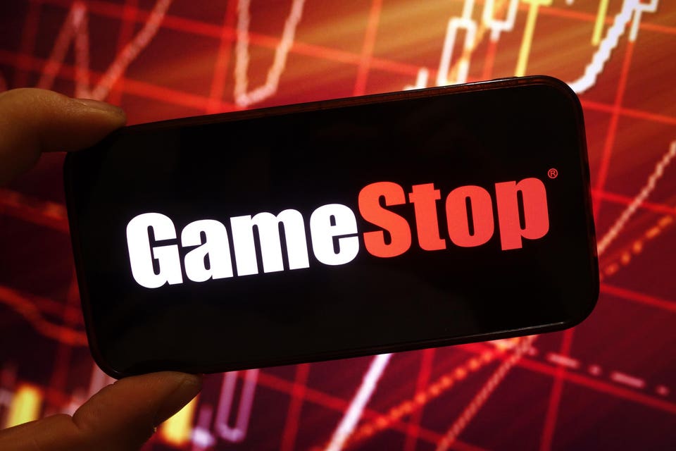 GameStop Shares Soar 9% After CEO Ryan Cohen Posts Photo With Michael ...