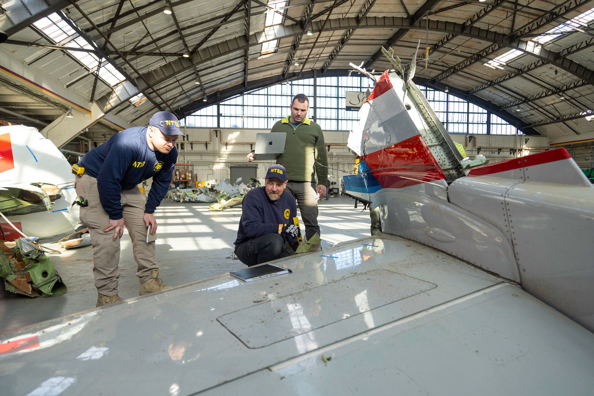 All Major Pieces Of American Airlines CRJ-700 & US Army Black Hawk Now ...