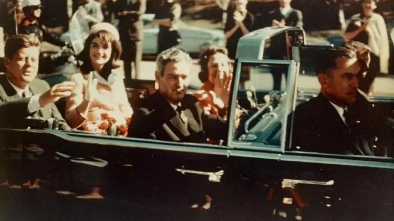 FBI finds 2,400 secret JFK assassination files after Trump's executive ...