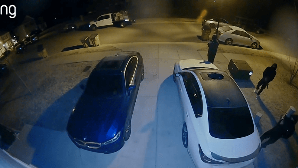 Ring video shows suspected Nashville burglars breaking into car through ... Ring video shows suspected Nashville burglars breaking into car through ...
