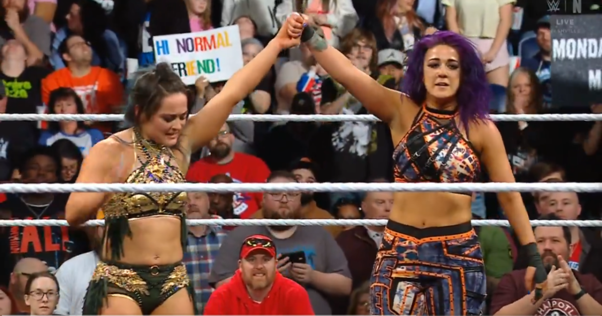 Lyra Valkyria reveals hilarious Christmas present Bayley sent to her
