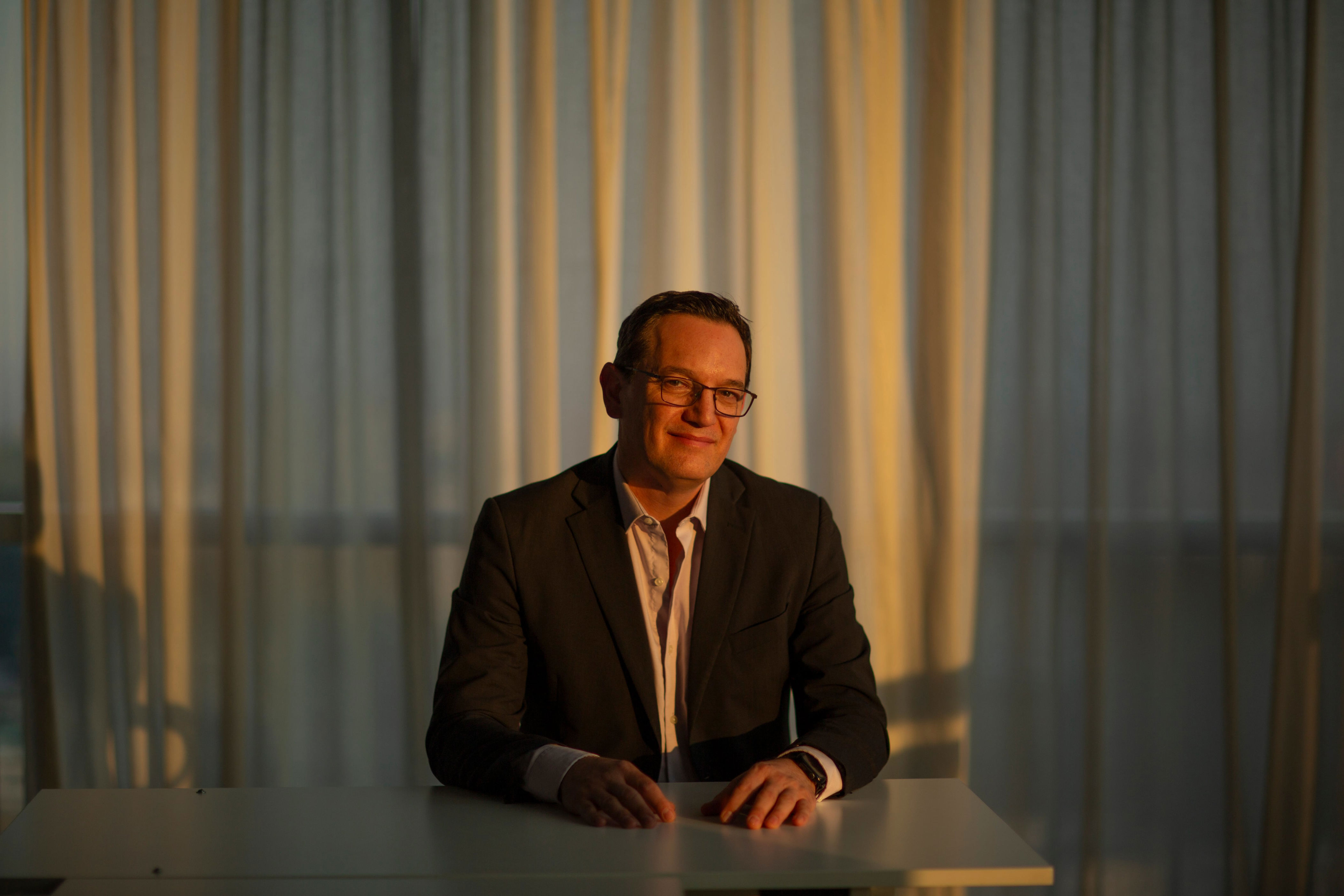 La huida hacia adelante del doctor Jesús Luján: ataca a la prensa y ...