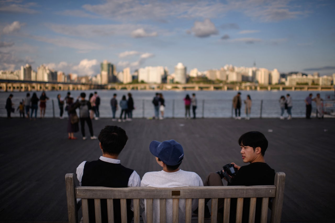 South Korean State Think Tank Cuts 2025 Growth Forecast, Flags U.S ...