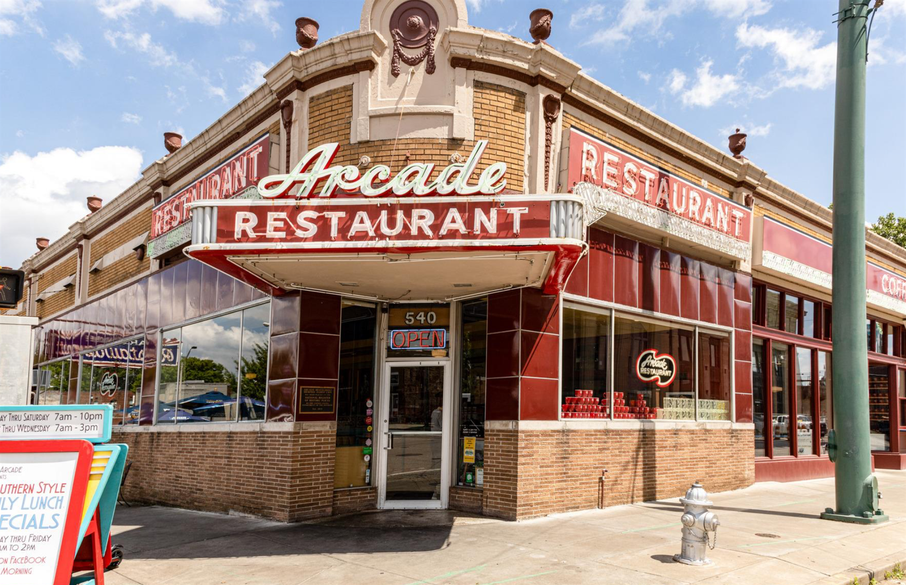 Bucket-list food experiences in every state: the ultimate guide