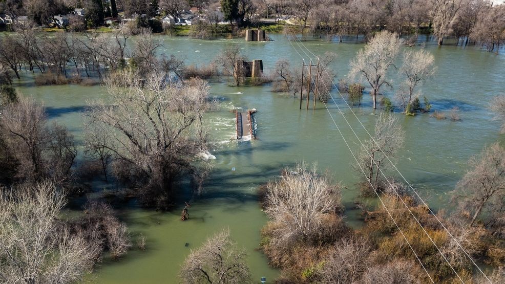 Redding parks and trails closed due to Sacramento River flooding