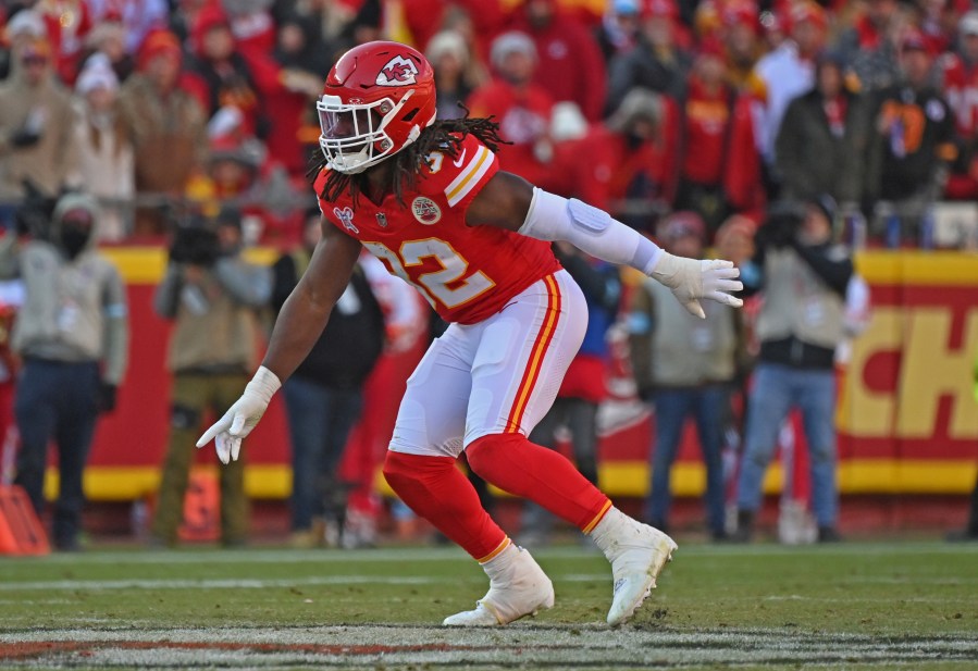 Kansas City Chiefs bringing back LB Nick Bolton on 3-year extension