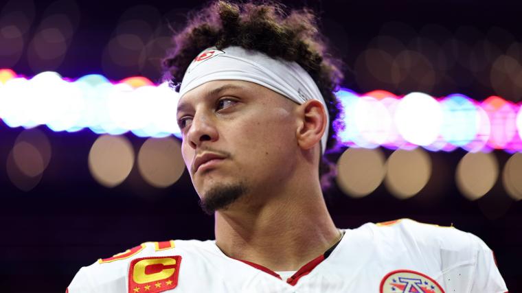 Did Patrick Mahomes get a concussion? Fans wonder if Chiefs QB suffered ...