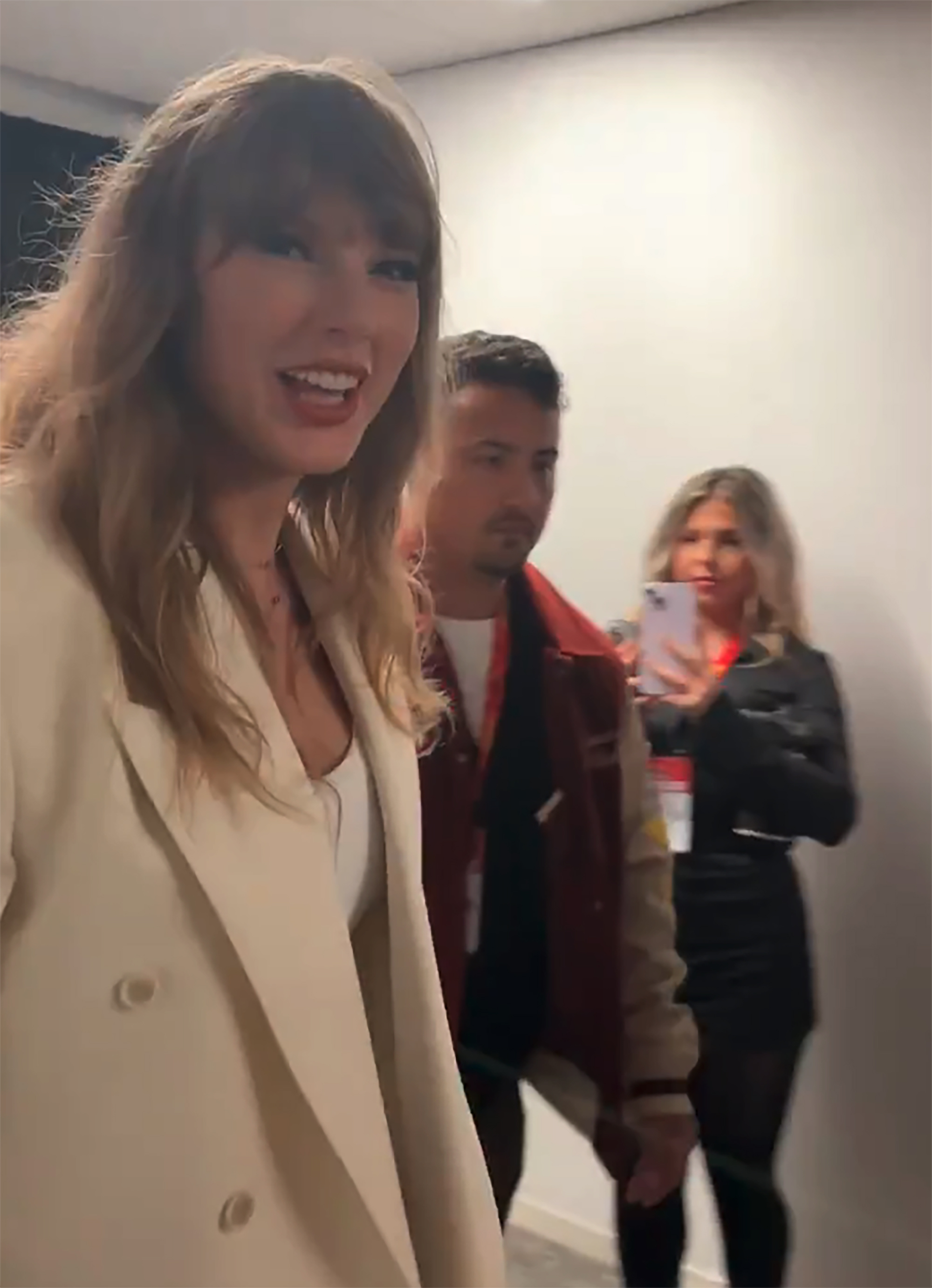 Taylor Swift jets out of New Orleans after Travis Kelce and the Chiefs ...