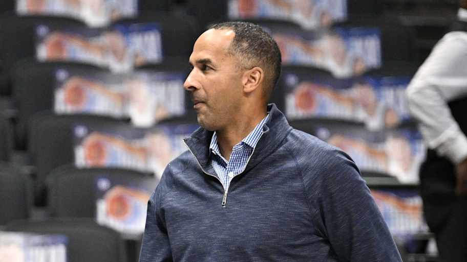 Mavericks eject fan for protesting Luka Doncic trade during Kings game