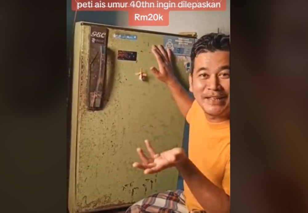 Man’s 42-year-old vintage Singer fridge fetches RM20,000 after TikTok ...