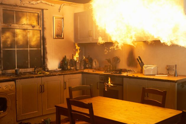 This Is The Most Common Way Grease Fires Start In The Kitchen