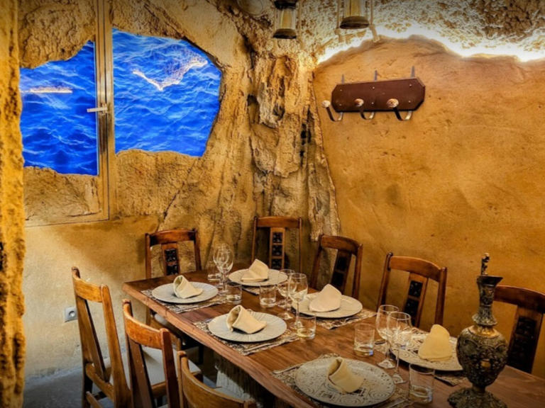 Centollo del Cantábrico a 30 euros: así es el exclusivo restaurante de ...