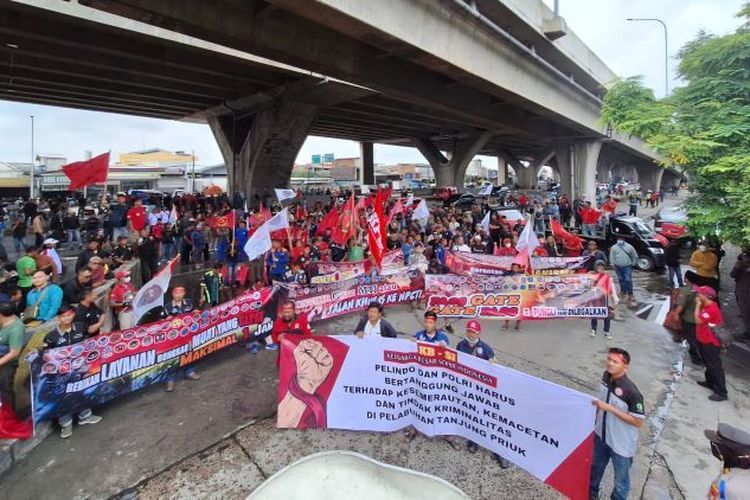 600 Sopir Truk Demo di Tanjung Priok: Protes Lambatnya Bongkar Muat ...