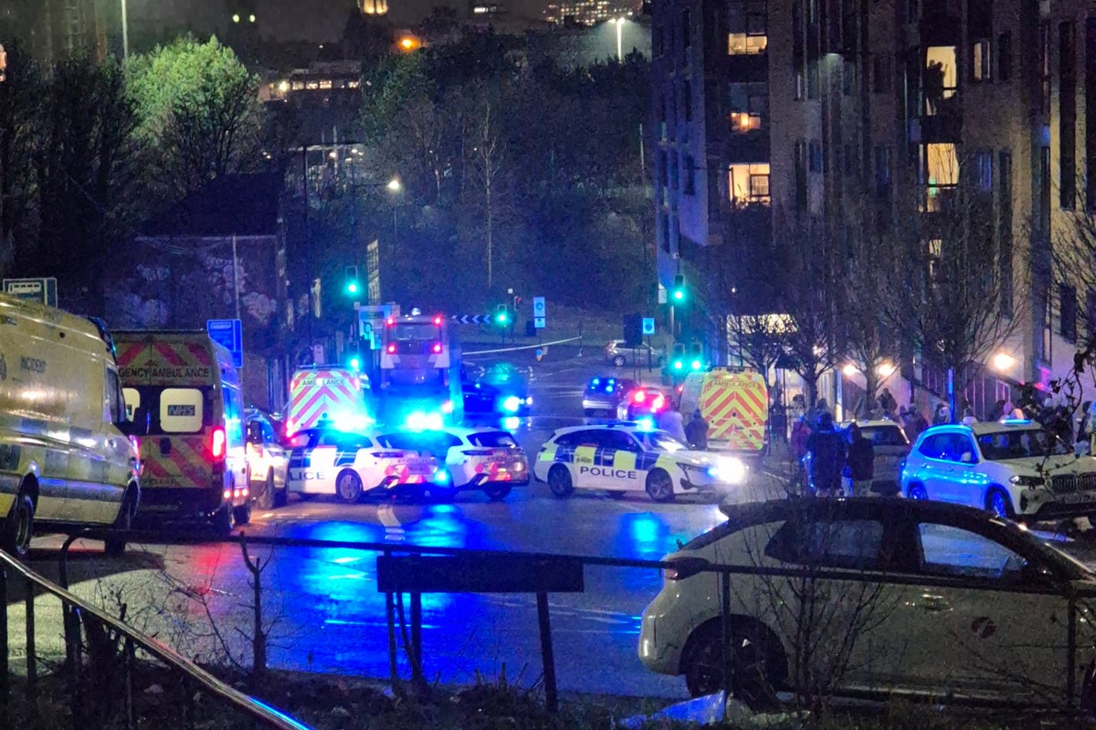 Major police incident as roads evacuated and armed officers surround ...