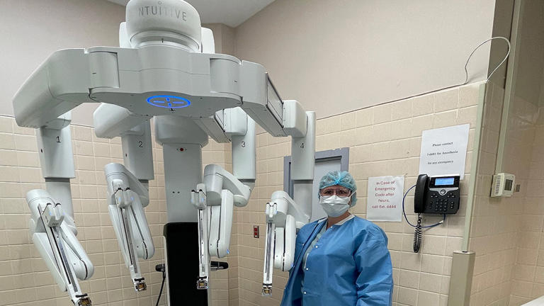 MedStar Southern Maryland expands robotic surgery with da Vinci 5 system