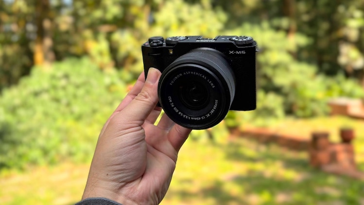 Fujifilm X-M5 review: A small camera with big ambitions