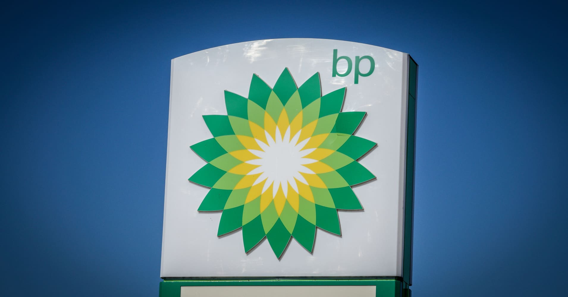 British oil major BP reports sharp drop in fourth-quarter profit, vows ...
