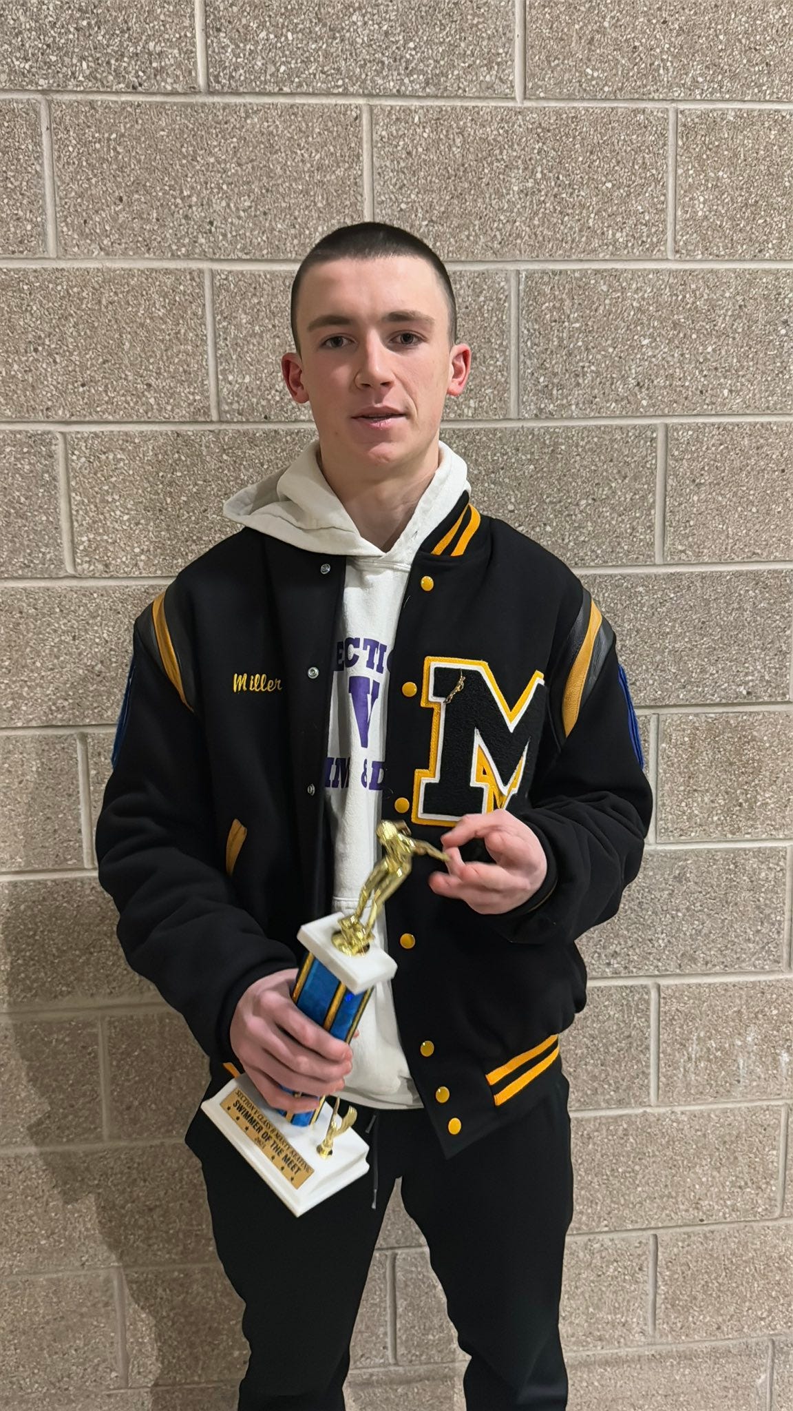 Canandaigua reclaims Section V Class B swim title