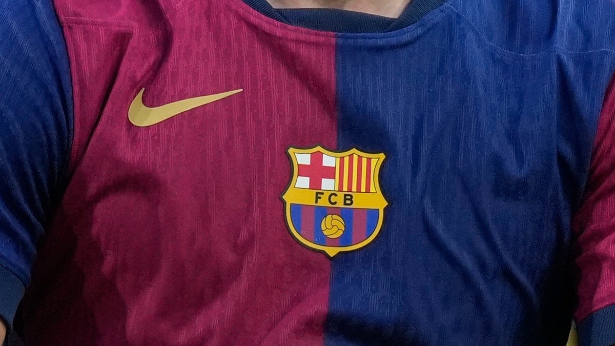 Mapi León, Barcelona player, denies inappropriate touching accusations