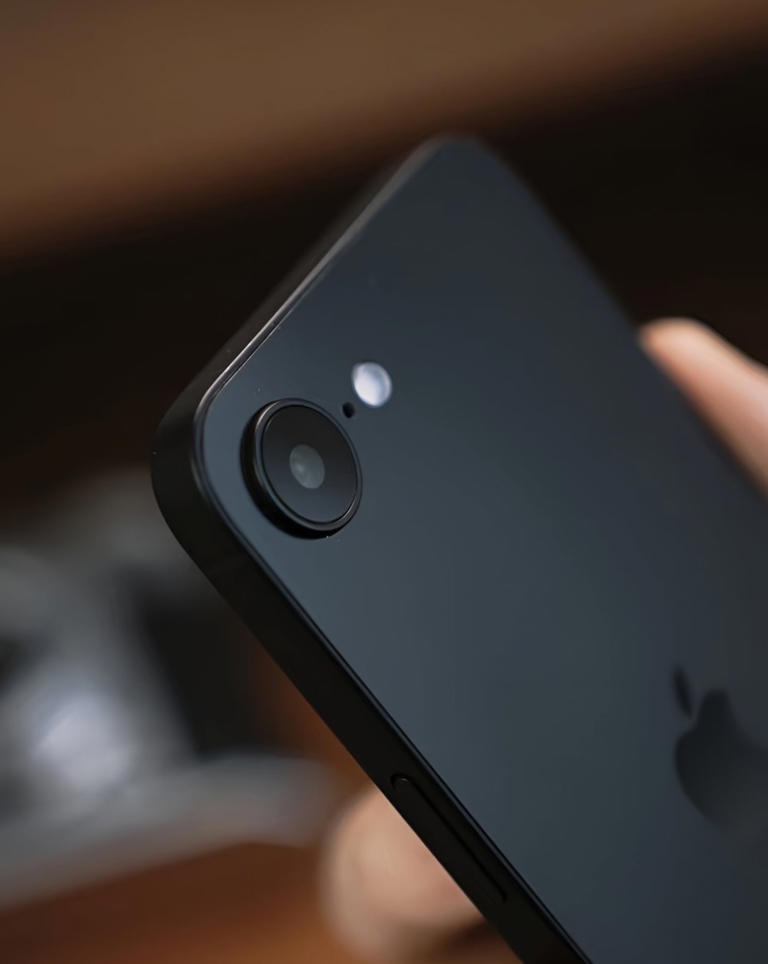 iPhone SE 4 may launch today: India price, big design overhaul and all ...