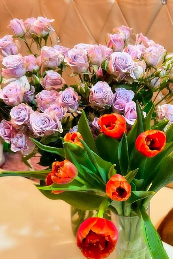 Mixing Rose Colors for Stunning Home Floral Arrangements