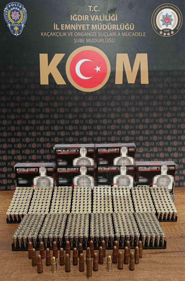 Iğdır’da yasaklı silah ve mühimmat ticareti operasyonu Iğdır’da yasaklı silah ve mühimmat ticareti operasyonu