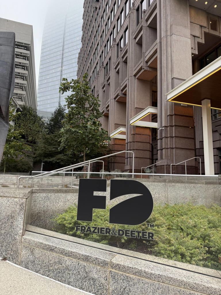 Accounting Firms Hire Growth Leaders as Dealmaking Shakes Up Industry