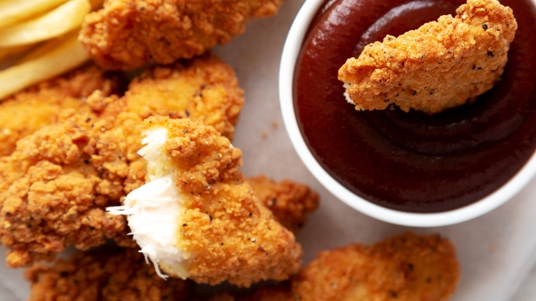 4 Fried Chicken Chains You'll See Everywhere In 2025