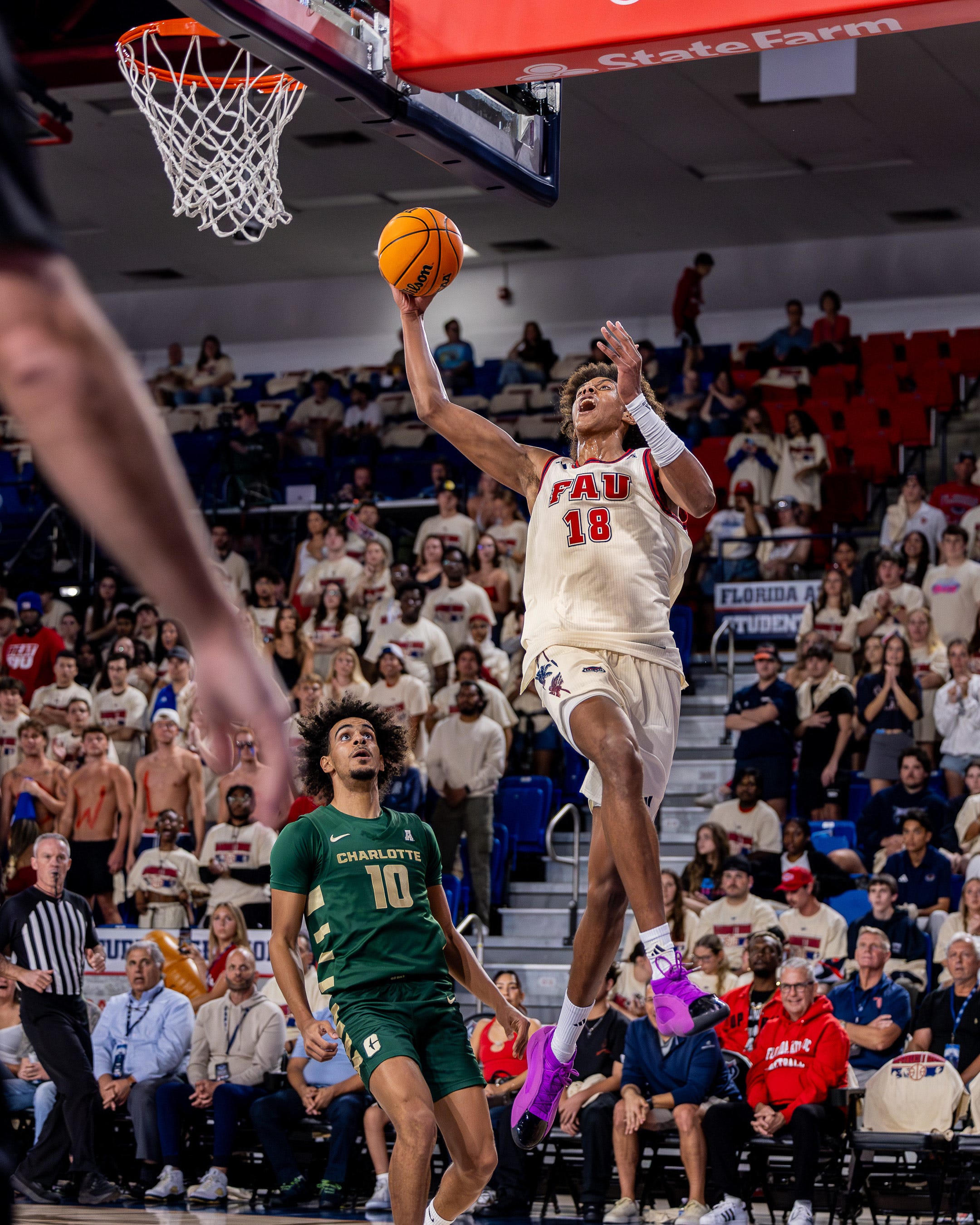 Florida Atlantic men's basketball wins fourth straight, now tied for ...