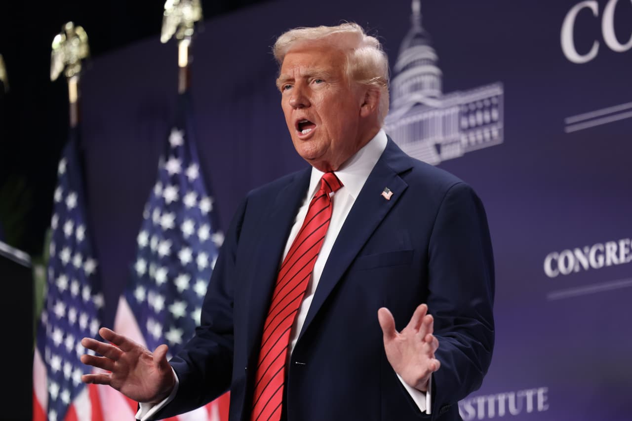 President Trump Again Says Interest Rates Should Be Lowered. It’s Not ...