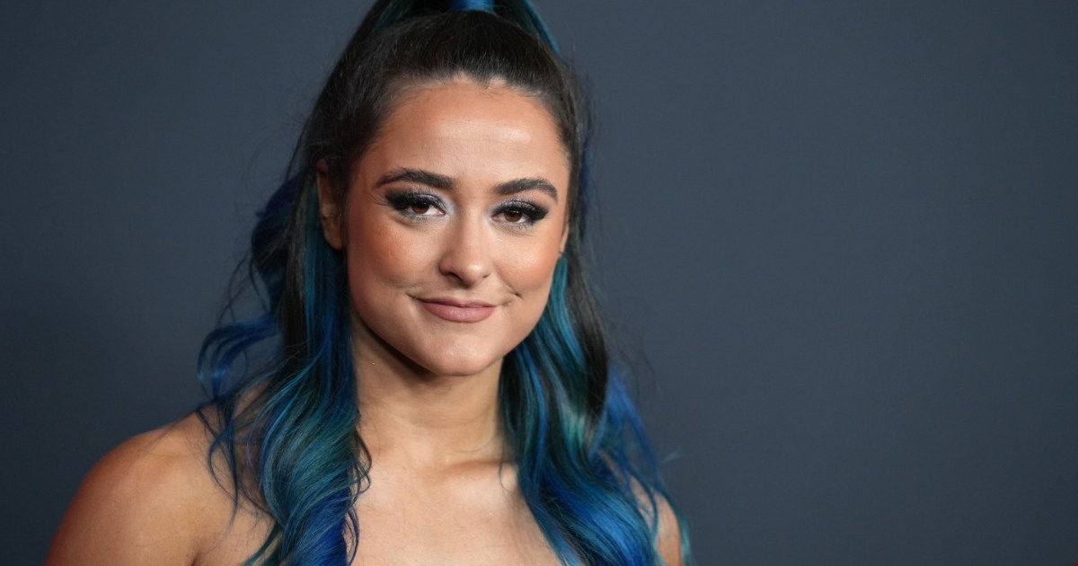 Who Is Lyra Valkyria's Fiancé? LJ Cleary's Job & Instagram